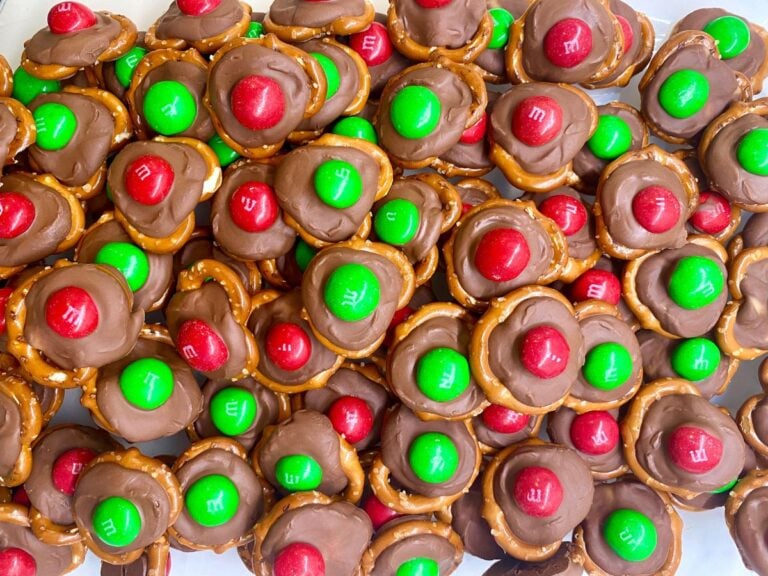 Easy Rolo Pretzel Bites - CenterCutCook